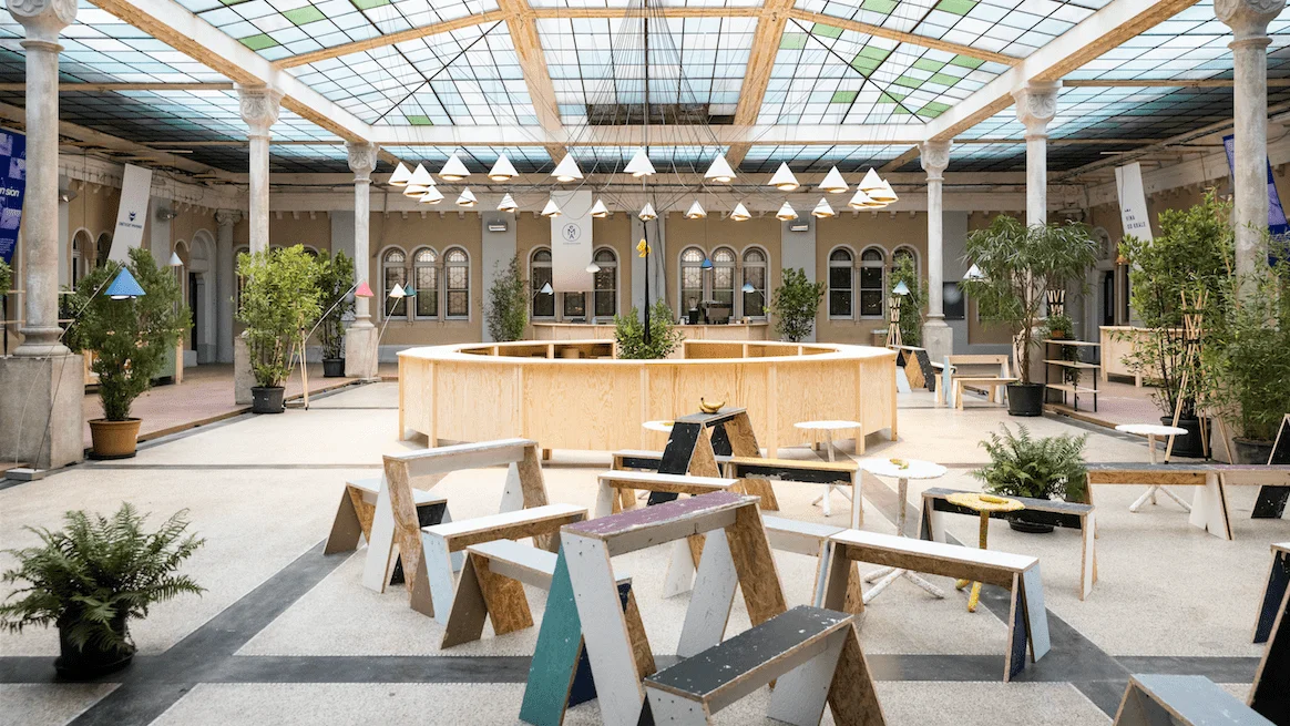 Designblok turns into a forest and a forest in autumn - Cimex